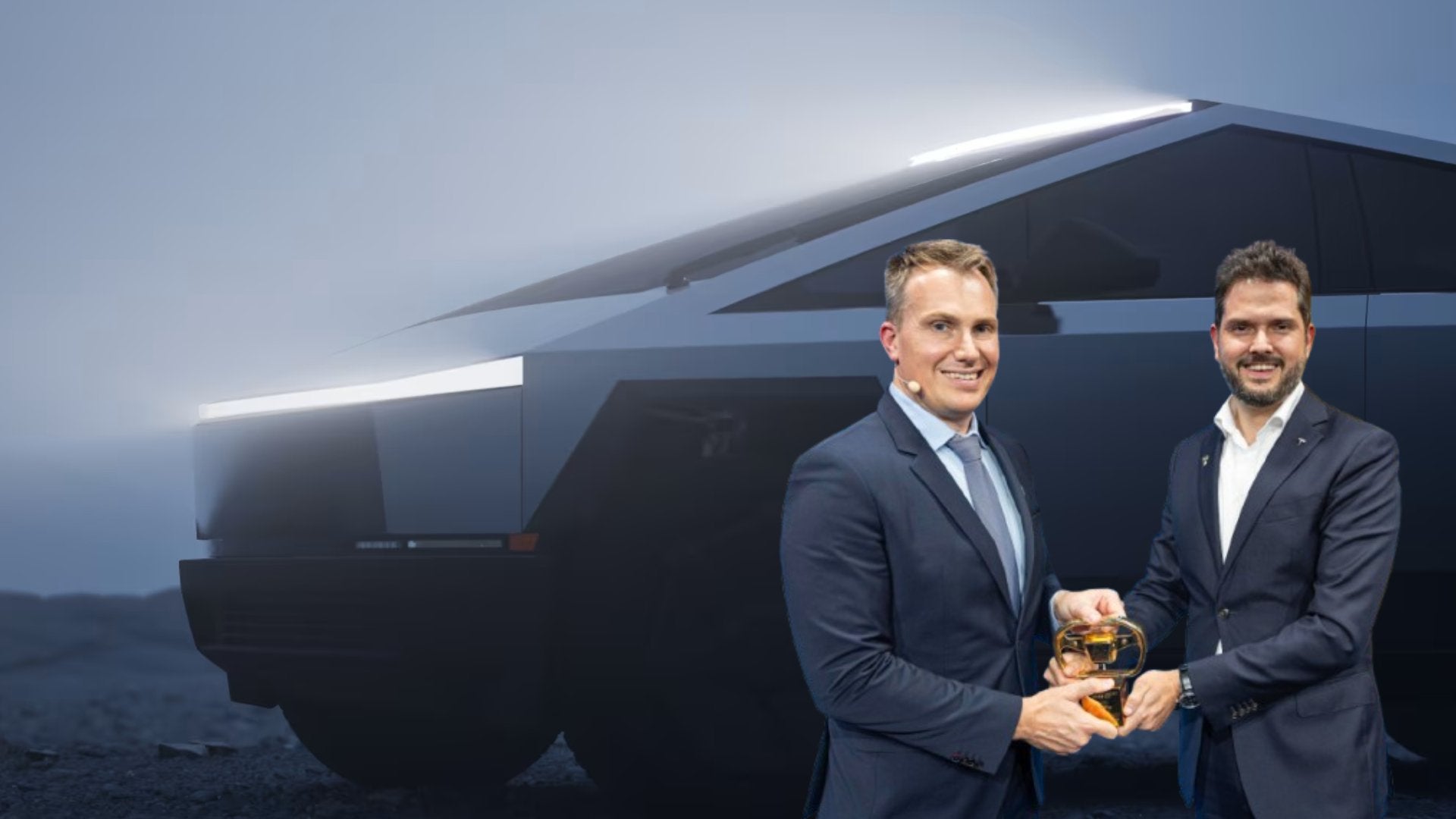 Tesla Cybertruck gana el Volante de Oro 2024 como "Coche más molón ...